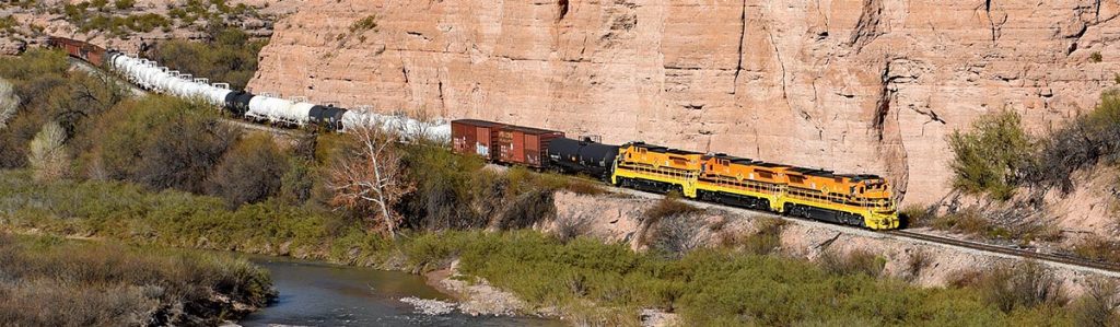 splash - Railfan & Railroad Magazine