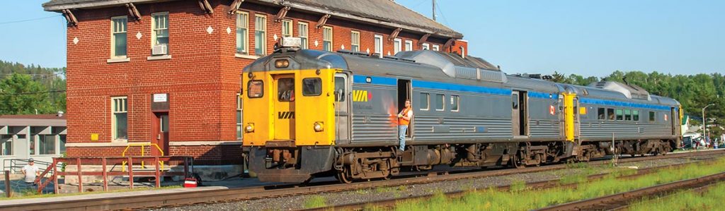 splash - Railfan & Railroad Magazine