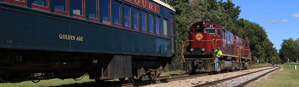 splash - Railfan & Railroad Magazine