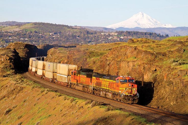 BNSF and UP: Garbage to the Gorge - Railfan & Railroad Magazine