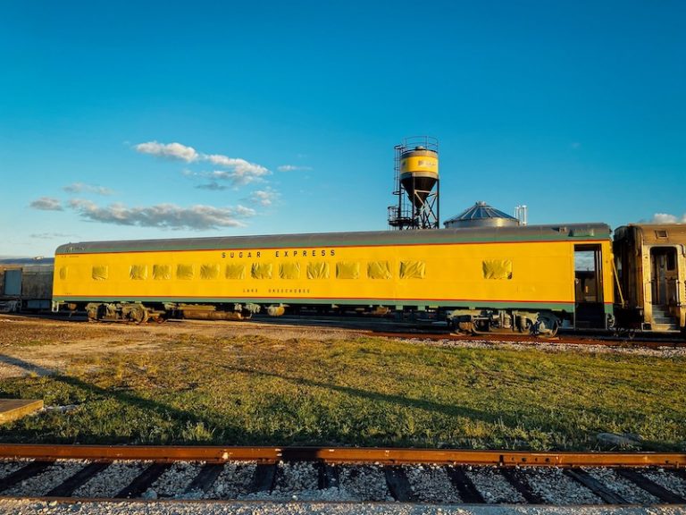 SugarExpress - Railfan & Railroad Magazine