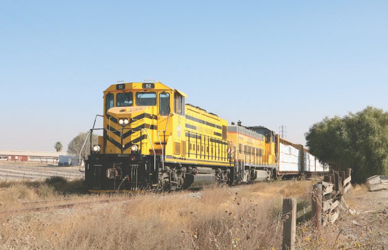 Sierra Northern Unveils New Look for Hydro Unit - Railfan & Railroad ...
