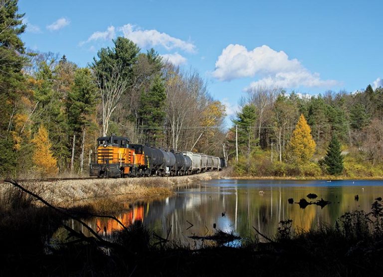 Arcade & Attica: Passing the Torch - Railfan & Railroad Magazine